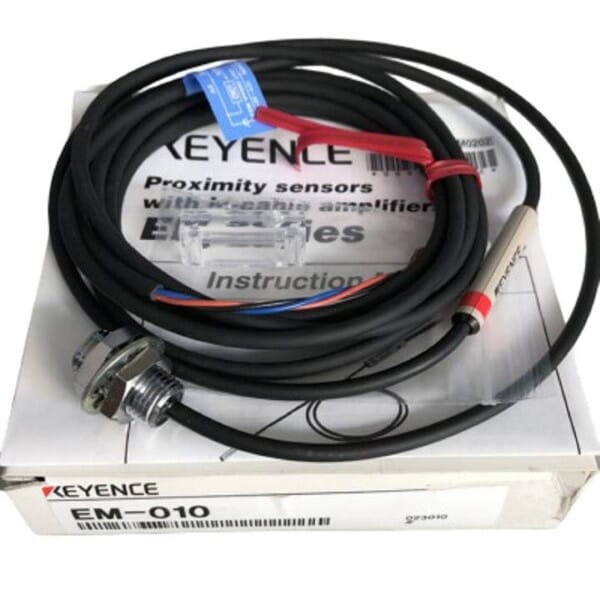 Keyence EM-010 Inductive Proximity Sensor, Main Unit, Shielded Type ...